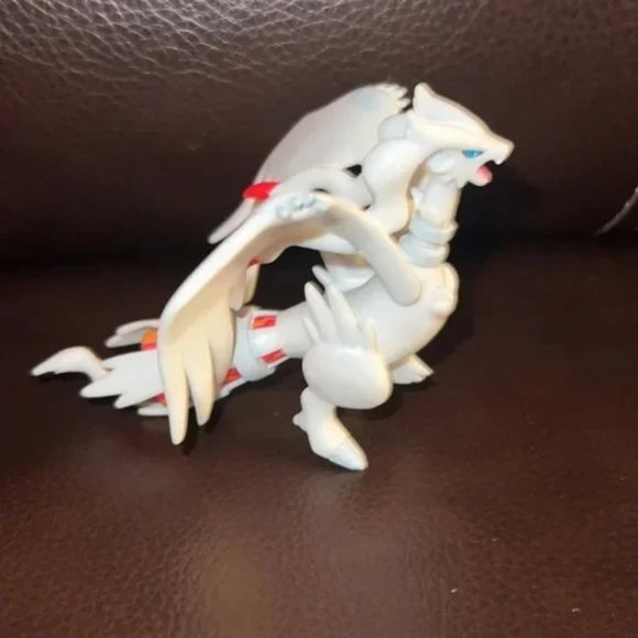Pokemon | Toys | Pokemon Tomy Legendary Reshiram Trainers Choice Figure ...